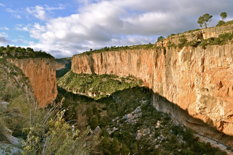 Rock Climbing in Chulilla, Spain