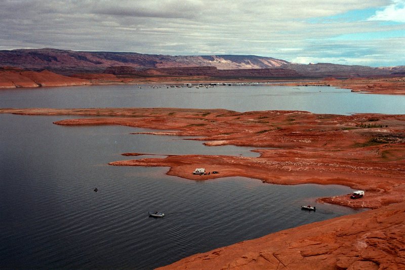 Rock Climbing in Bullfrog Bay Area, South Central Utah