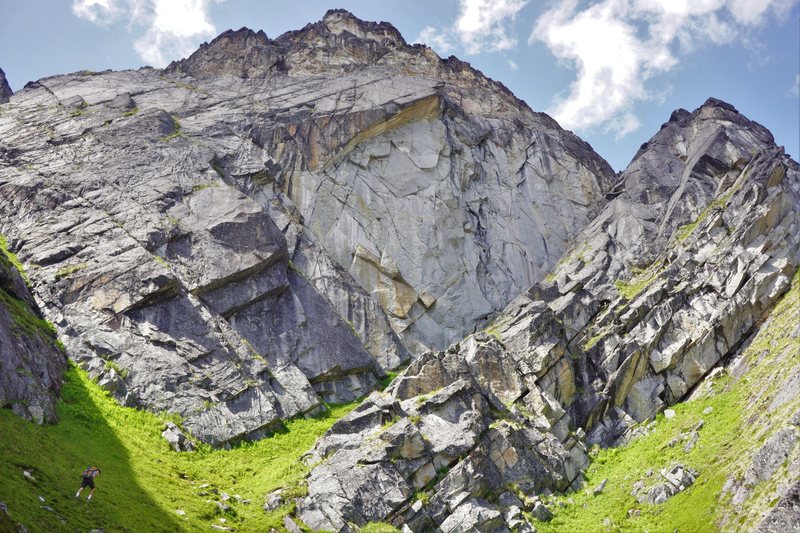 Rock Climbing in The Lost Wall, Anchorage & South Central Alaska