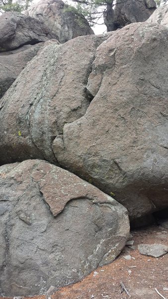 Climbing in Bad Ass Boulder, Southwest Region