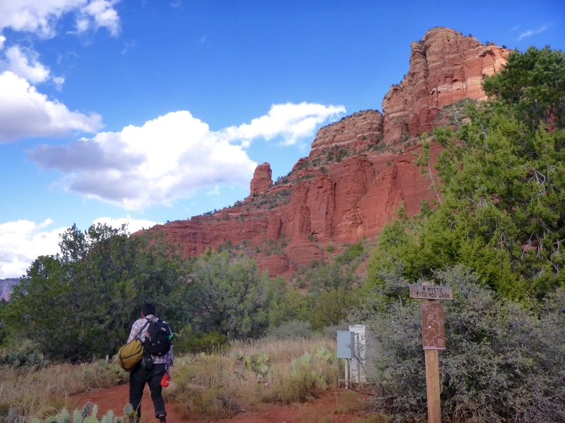 The Praying Monk aka Devils Thumb beckons from Mystic trailhead. Alan ...