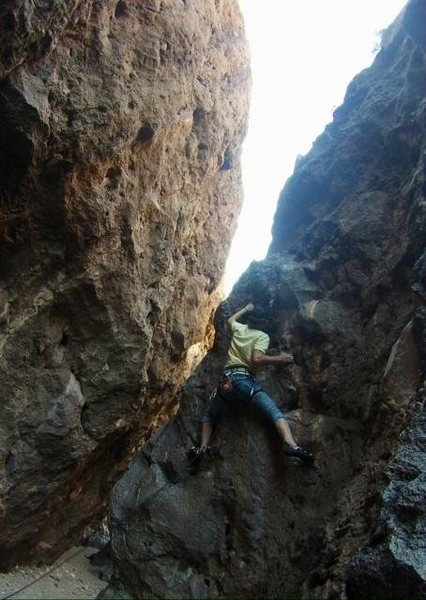 Rock Climbing in Tollgate Pass East, Southern Arizona