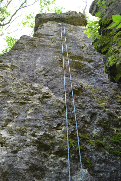 Photo showing the main face of the right arete climb and its bolts/ anchors