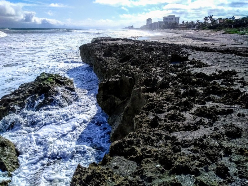 Blowing rocks state preserve in South Florida... December