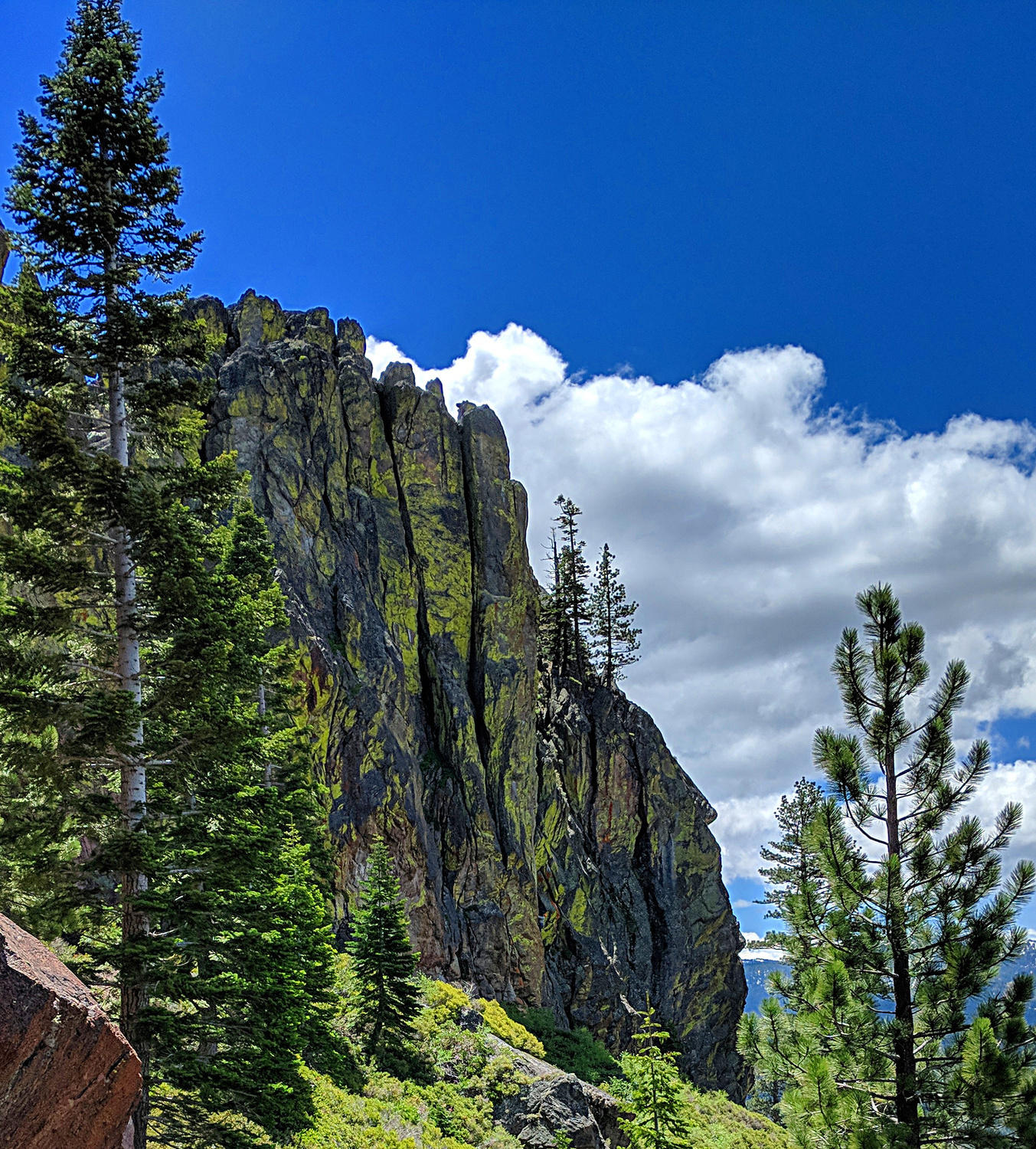 the line follows the arete on the right of the formation