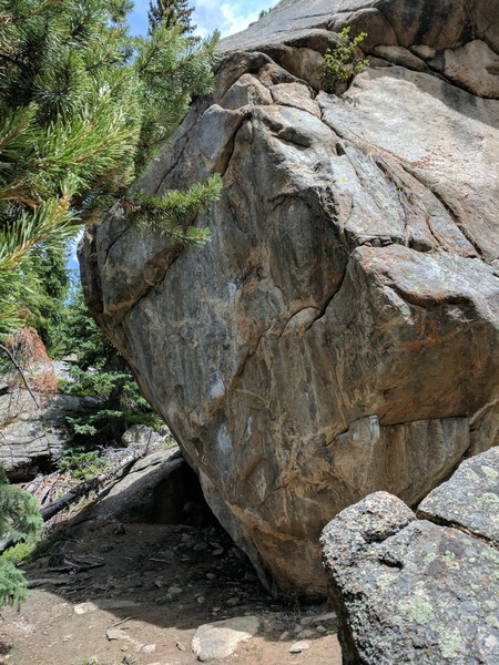 Climbing in The Ineditable Boulder, Independence Pass