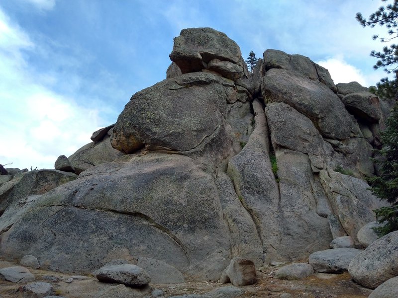 Rock Climbing in Slide Dome, San Bernardino Mountains