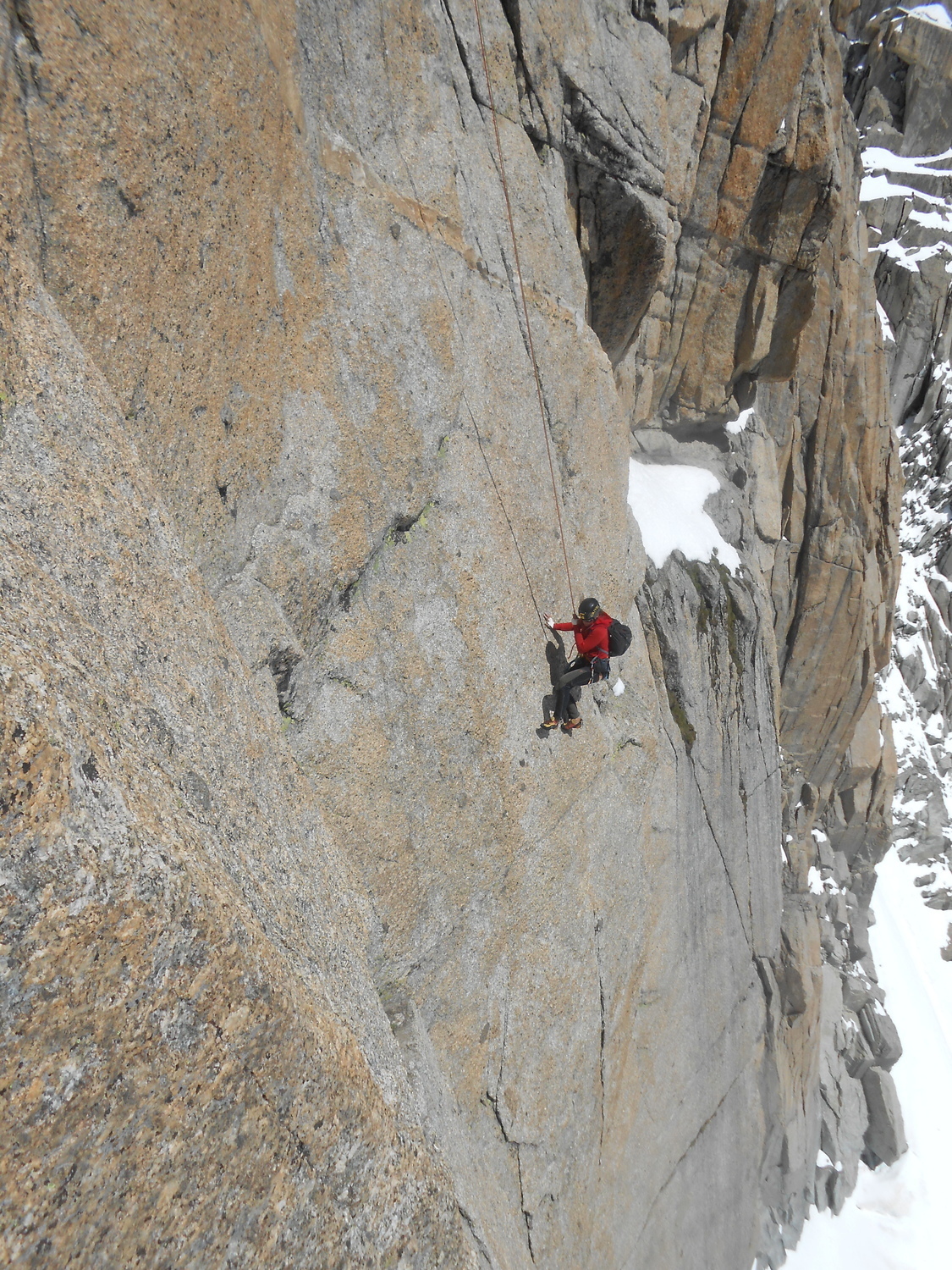 Grand Capucin: Bonatti-Ghigo, Traverse to the Cave
