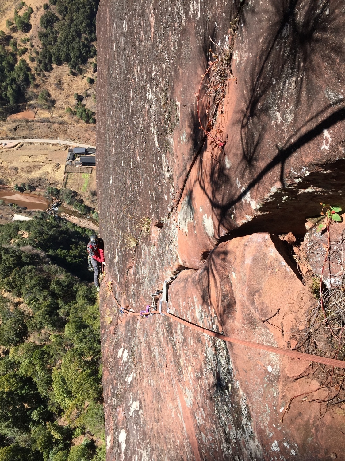 Anuj following the stellar traverse pitch. Great movement and exposure.