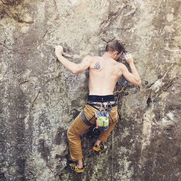 Rock Climbing in Jesus Boulder, Northwest Arkansas (NWA) Region