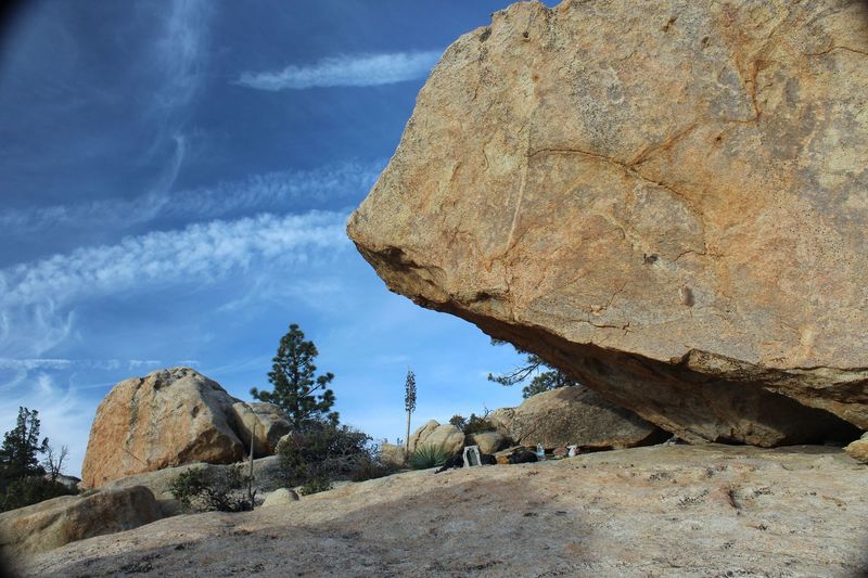 Awesome features on steep terrain!