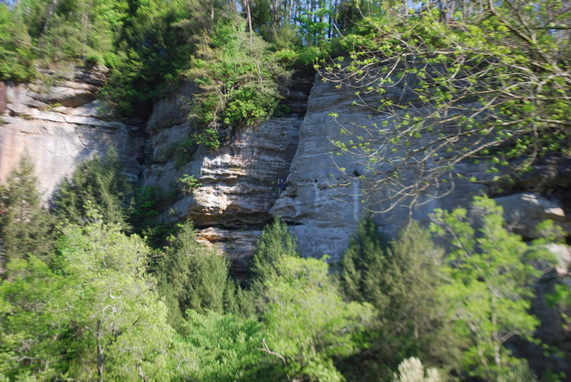 Rock Climbing in Nolin River Dam, Western Kentucky