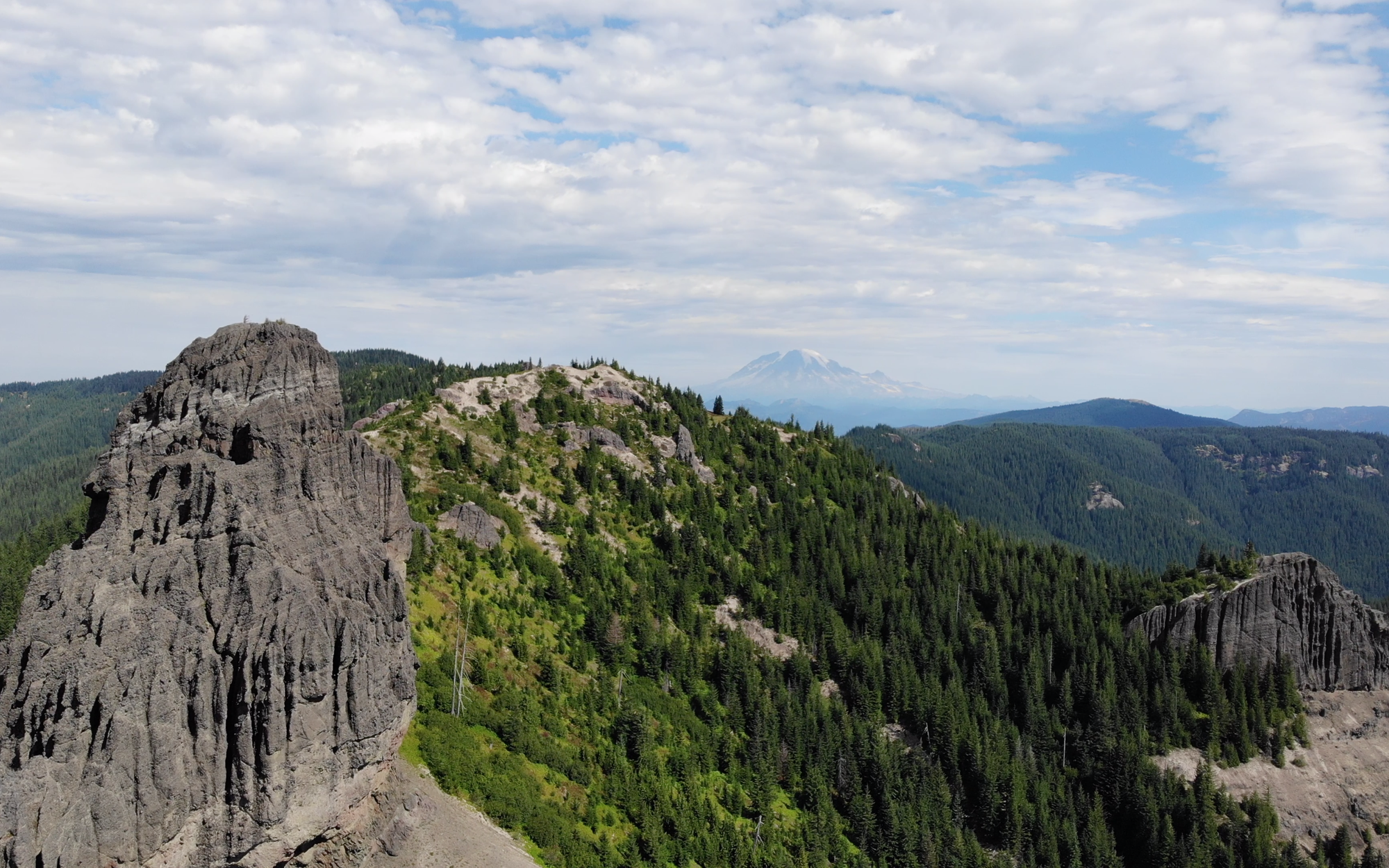 One of the three peaks you can see at Pinto rock