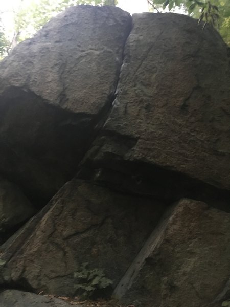 Climb Quagmire (AKA Tombstone Crack), North Shore