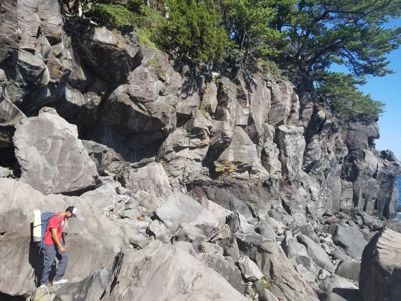 Rock Climbing in Akane-no-hama, Japan