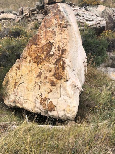Climbing in Copperhead Boulder, White Rock