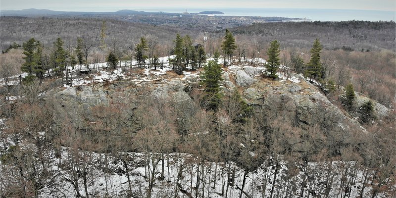 Rock Climbing in Cliff's Ridge (aka Marquette Mtn), Upper Peninsula