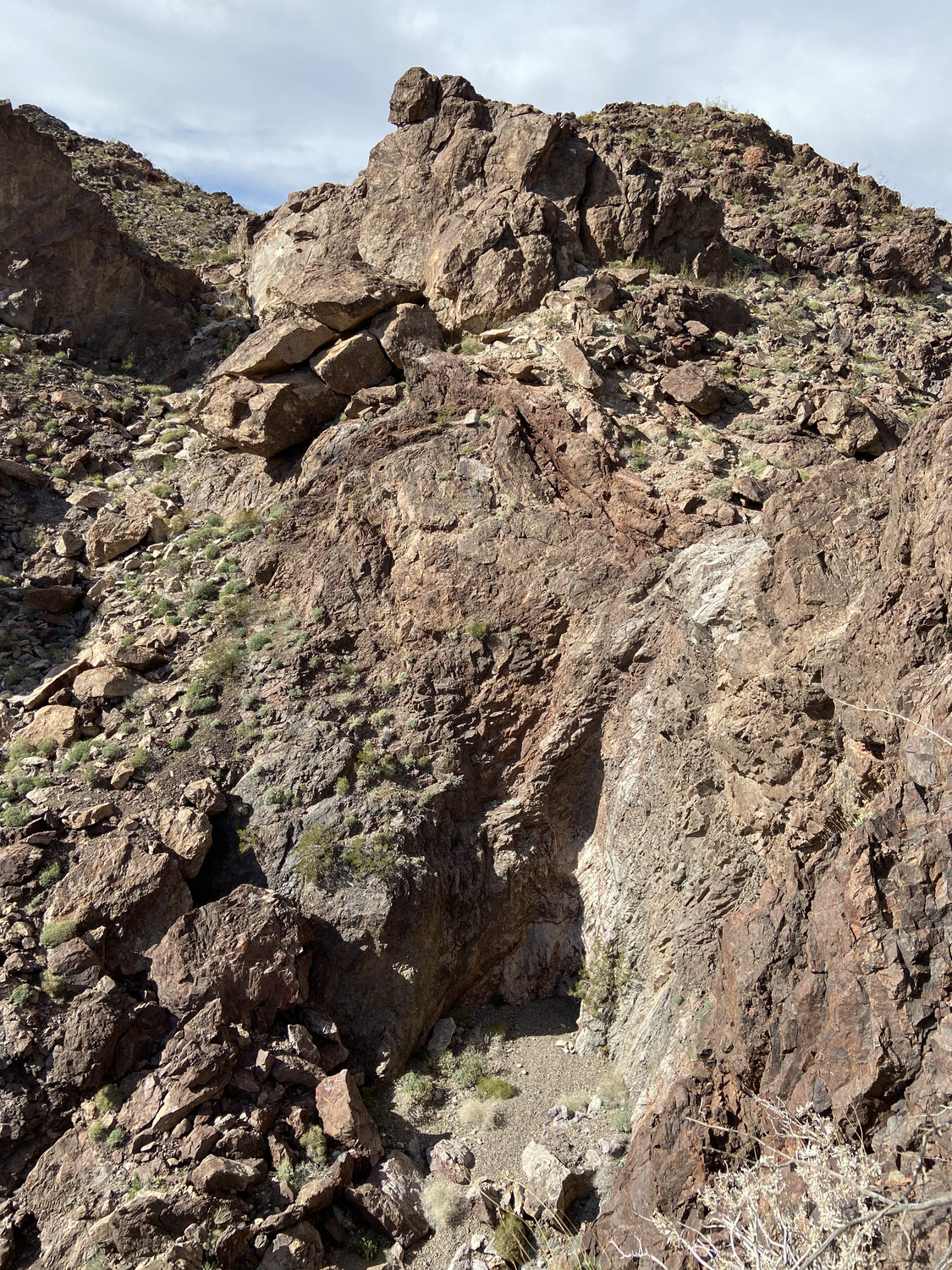 This is the entirety of Purple Mine crag minus some boulders in the ...