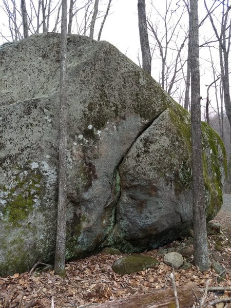 Bouldering in The Shell, Shenandoah & NW VA Region
