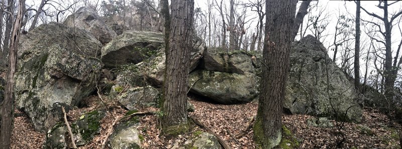 Bouldering in Turd Park, Sugarloaf Mountain