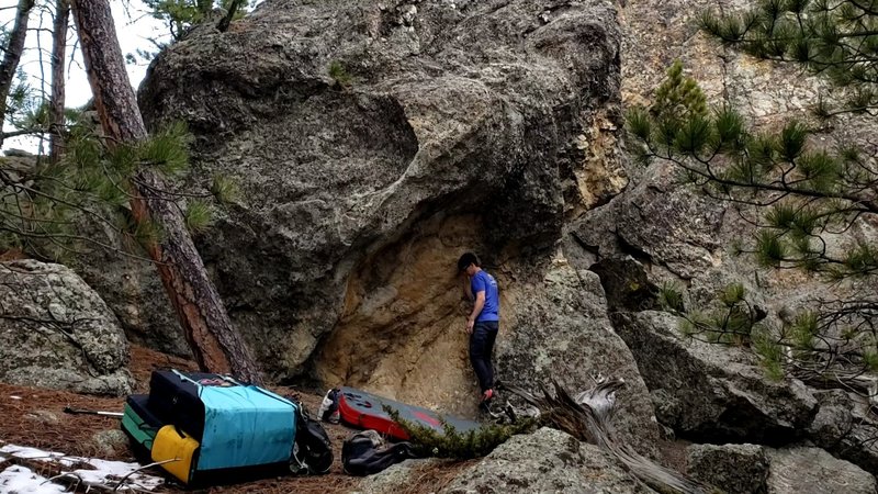 Climbing in Moon Boulder, The Needles Of Rushmore