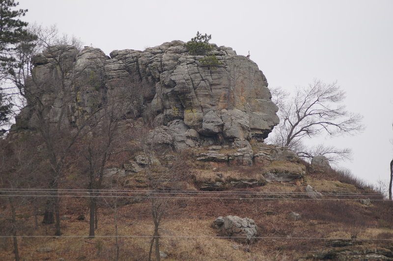 Climbing in Donald Rock, South
