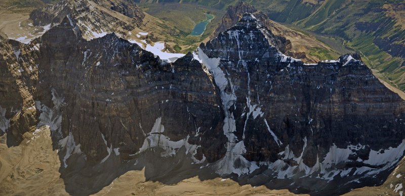 Mount Allen, Mount Tuzo, Deltaform Mountain, Neptuak Mountain - North ...