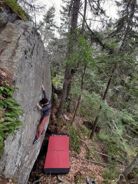 Slotting a perfect hand jam