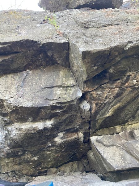 Climb Cave Crack, Northwest