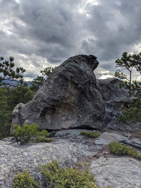 Bouldering in Ridgeline Slabs, The Needles Of Rushmore