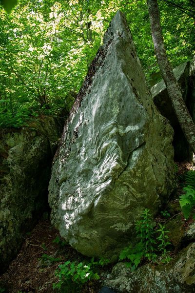 Bouldering in Harpoon, 3. Southern Vermont