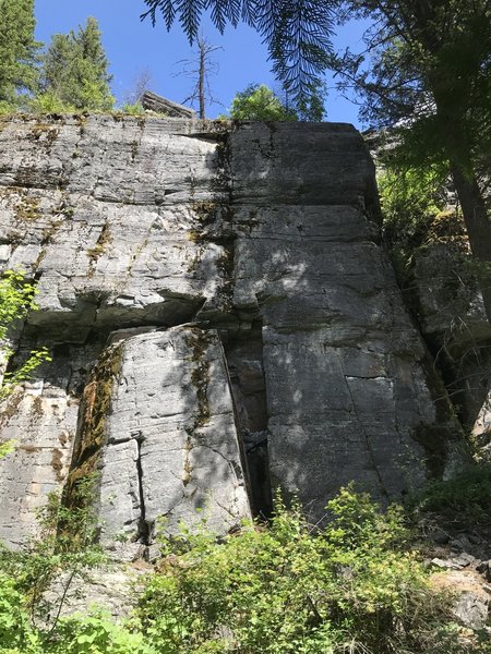 Rock Climbing in Railroad Rocks, Northwest Region