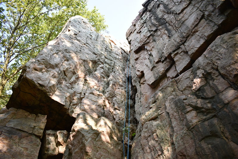 Rock Climb Triple Chockstone, Blue Mounds State Park (Luverne)