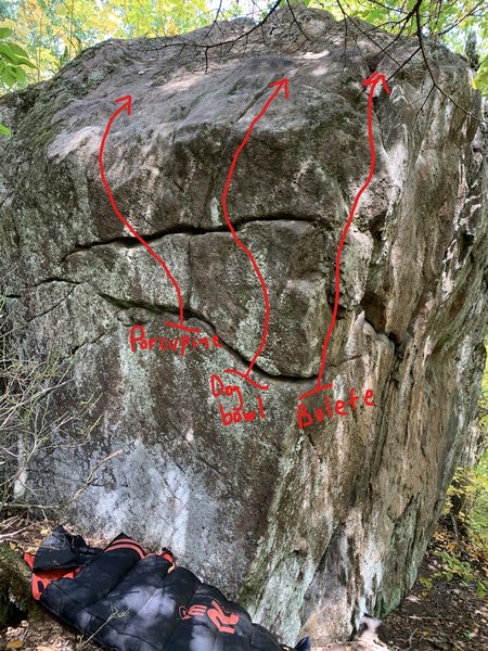 All three set routes on this boulder