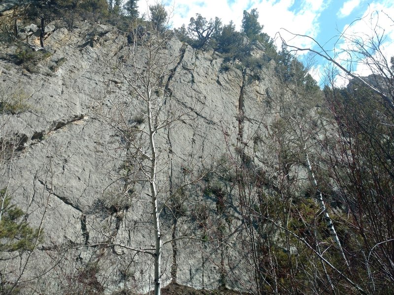 Rock Climbing in Shangri La, Southwest Region