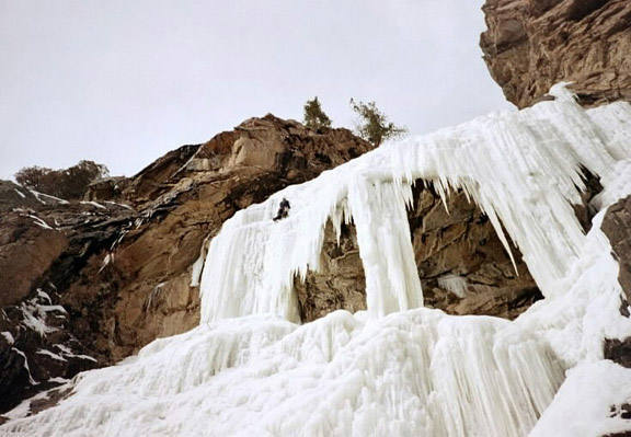 Mark Regier leading the first pitch of Jaws.