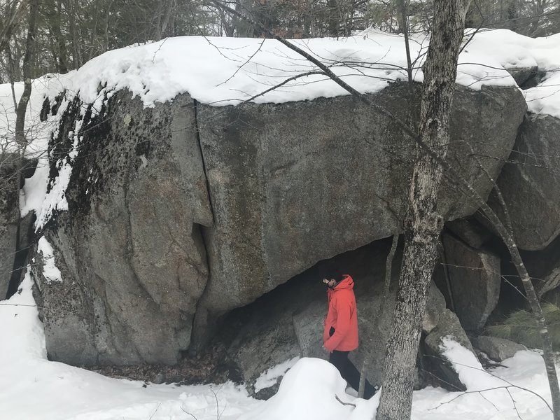 Bouldering in Megley Overhangs, Eastern, MA