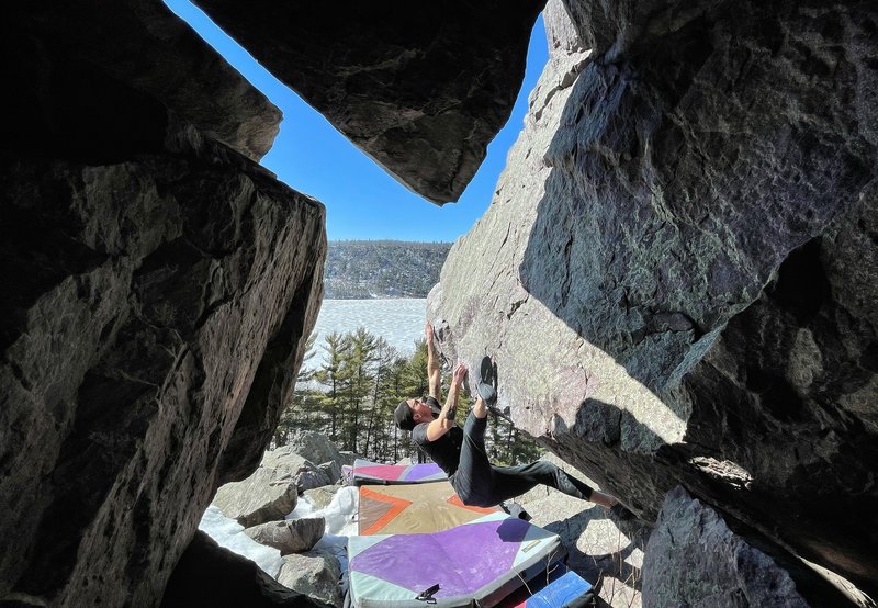 Swilly giving Dagger Of The Lake a go.