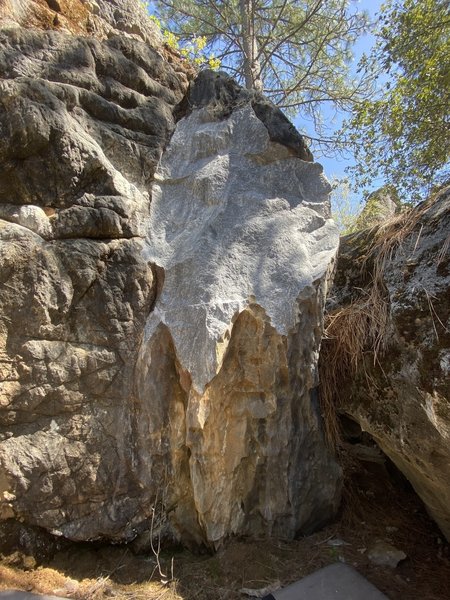 Climbing in The Approach Boulders, Sonora Pass Highway (108)