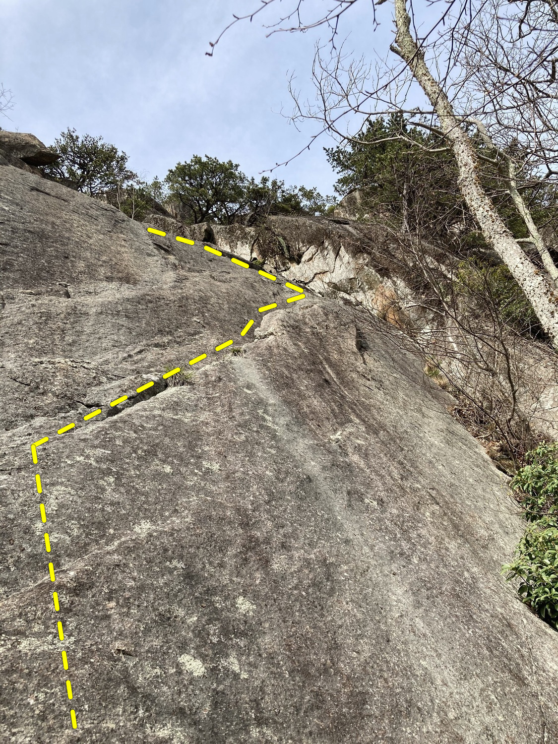 Follow the ramp to the right till it peters out and slab over to the ...