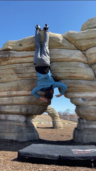 Climb Bat Hang, Chicago Area