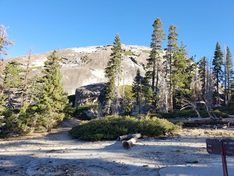 Climbing in Daddy Dome Boulder, Yosemite National Park