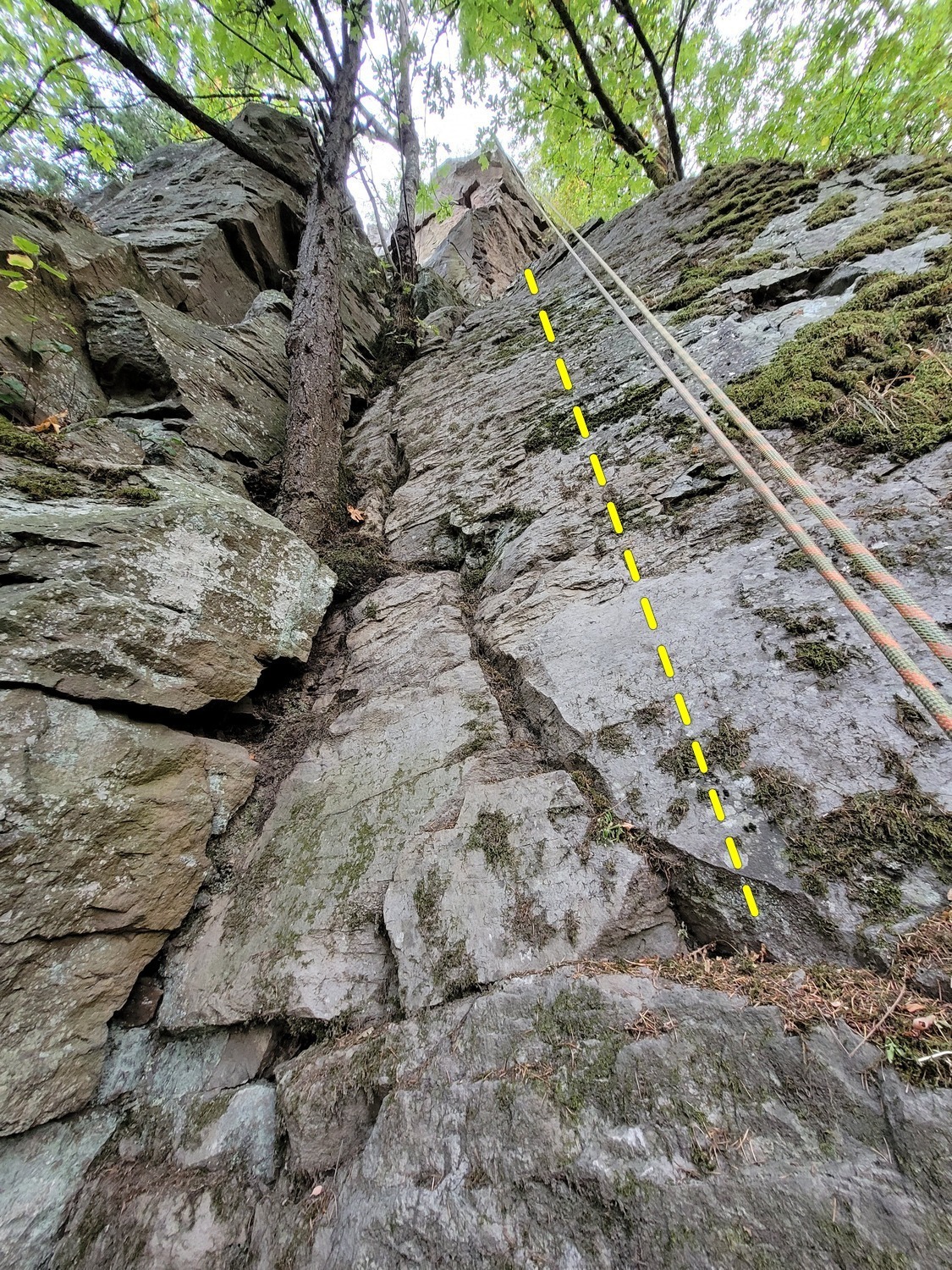 (1) Move up the middle of the slab to a large open ledge