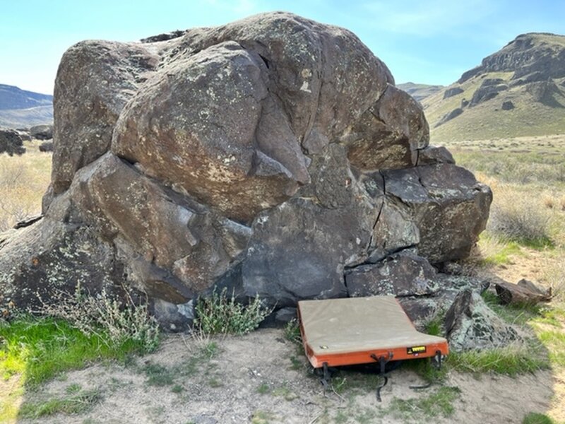 Best V1 - head straight up and left just left of the pad