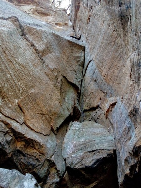 Full view from the base of the route (ledge)