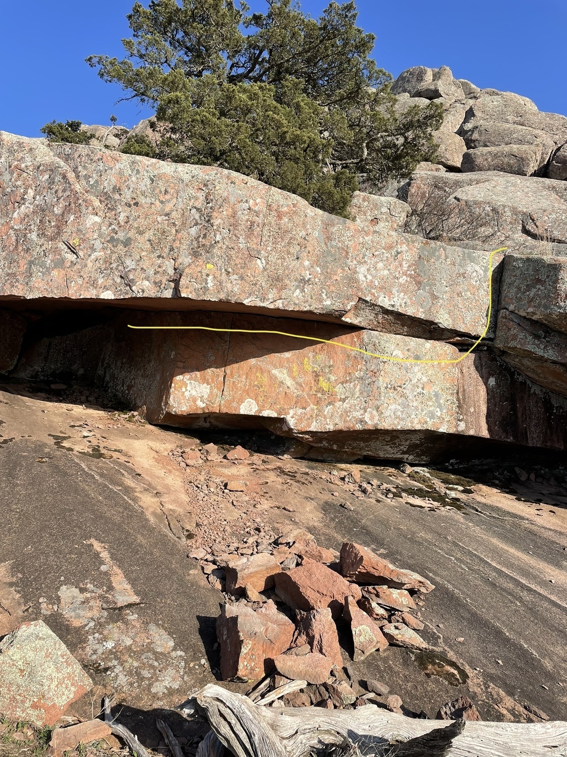 Traverse under roof exiting on Stuff She Tells Her Friends