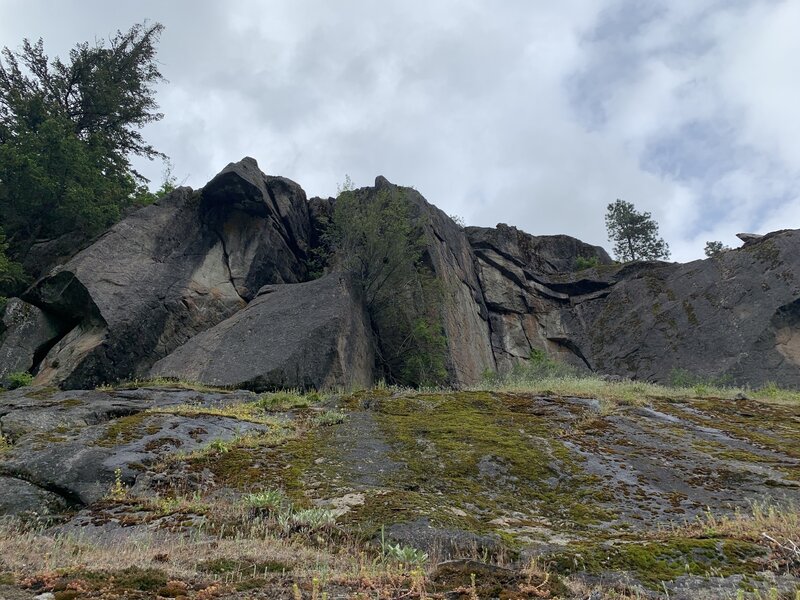 Rock Climbing in Sunkist Wall, Central-East Cascades, Wenatchee ...