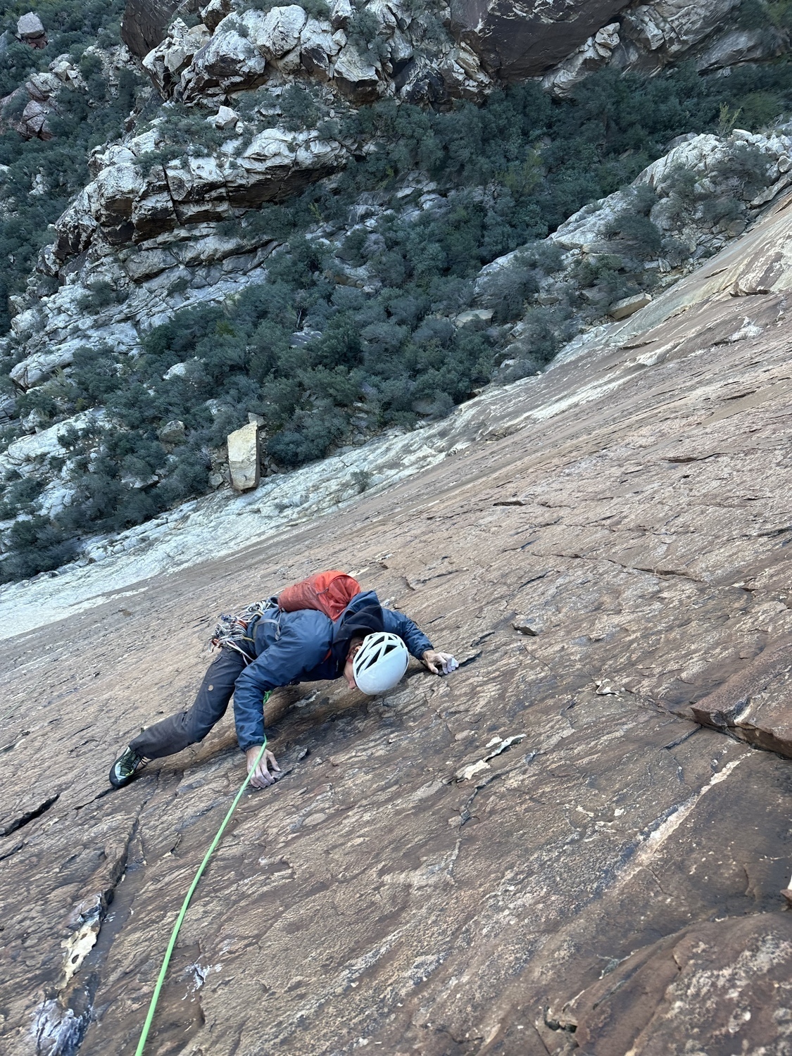 Jackson Jewett on the second pitch of Sandstone Samurai