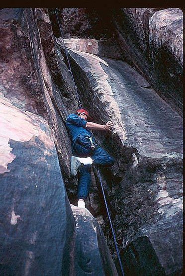 Joe Herbst on the first pitch of Nadia's Nine (Eric Dearing photo).
