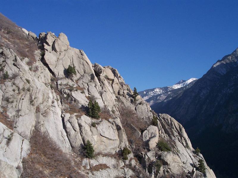 Rock Climb Chris Minneci Memorial Route, Little Cottonwood Canyon